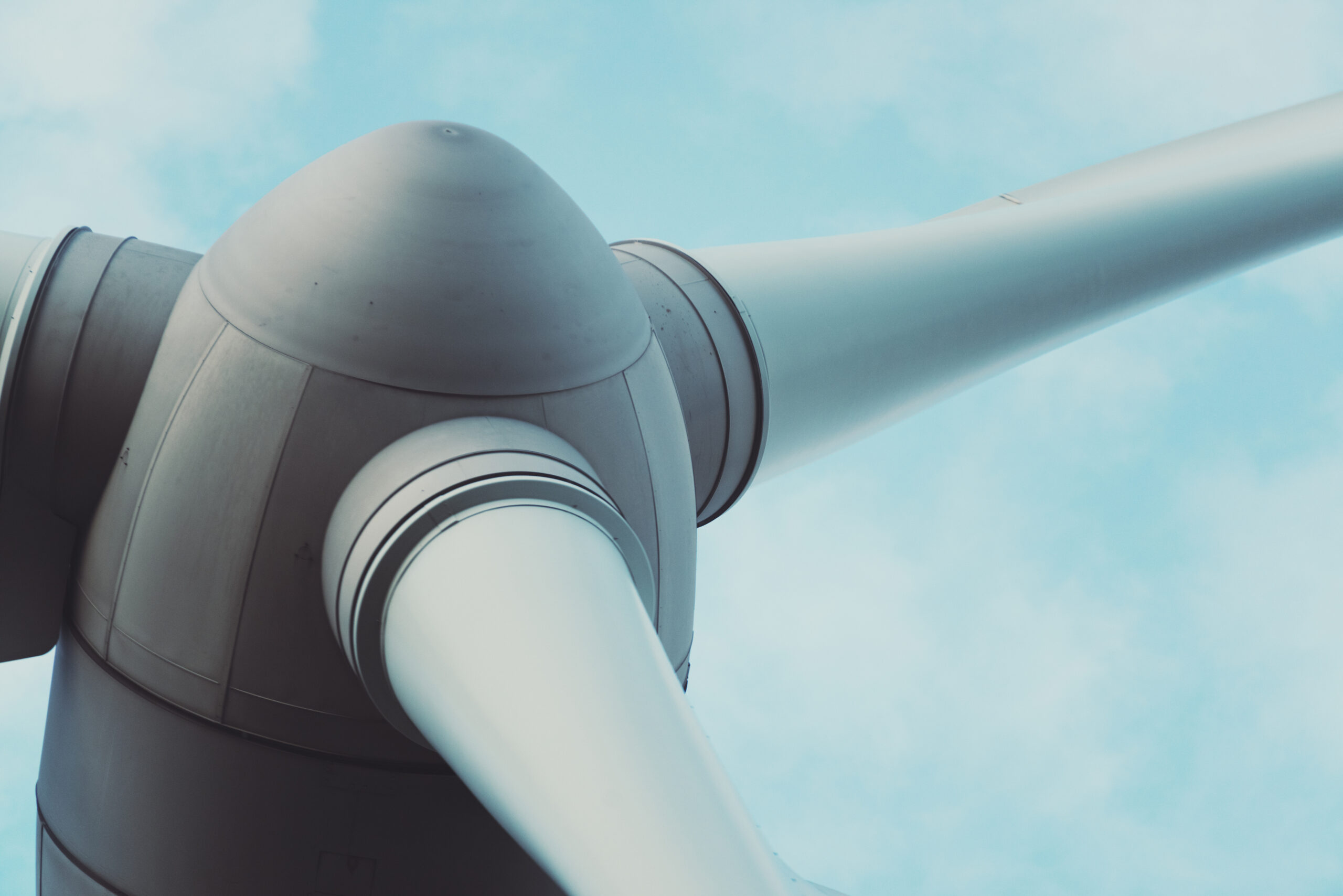 Waterline: Offshore Wind - Leading Edge for a Green Transition - Aura ...